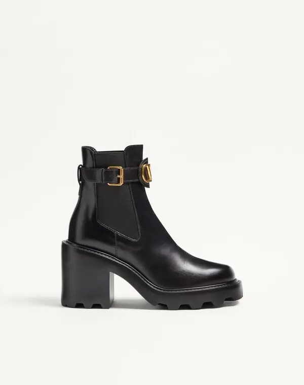 Valentino Garavani Vlogo Signature Calfskin Beatle 90mm Boots - Black