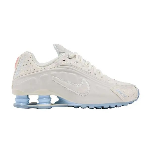 Nike Wmns Shox R4 Se 'pale Ivory Ornate Swoosh - Cream