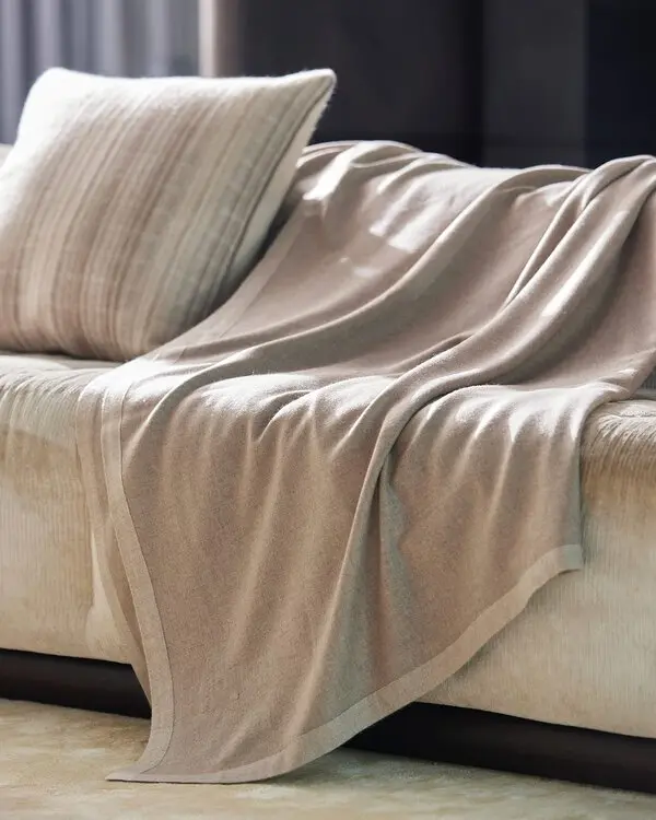 SAND RIVER Undyed Pure Cashmere Throw - Natural Beige