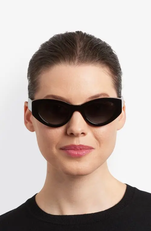 STUART WEITZMAN 52mm Cat-eye Sunglasses - Black/dark Grey Sf