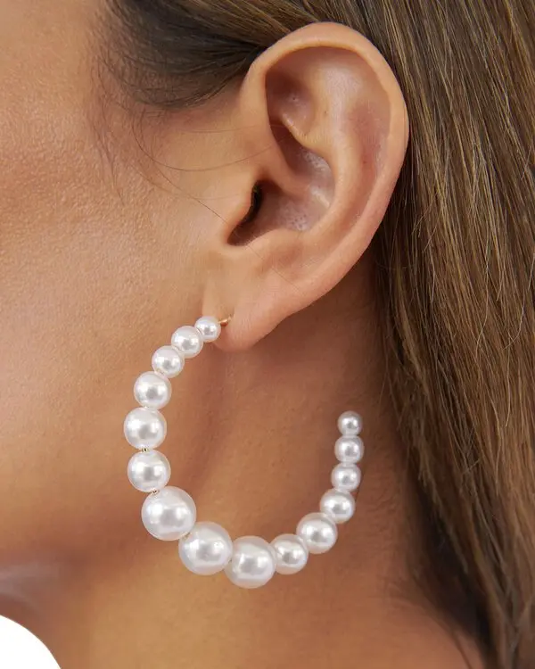 Ettika Bubble Graduated Medium Hoop Earrings - Pearl