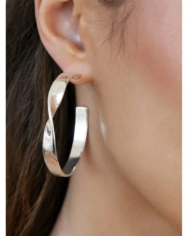 Ettika Twist Square Medium Hoop Earrings - Silver