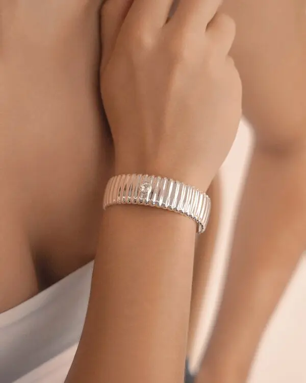 Ettika Crystal Solitaire Ribbed Cuff Bracelet - Silver