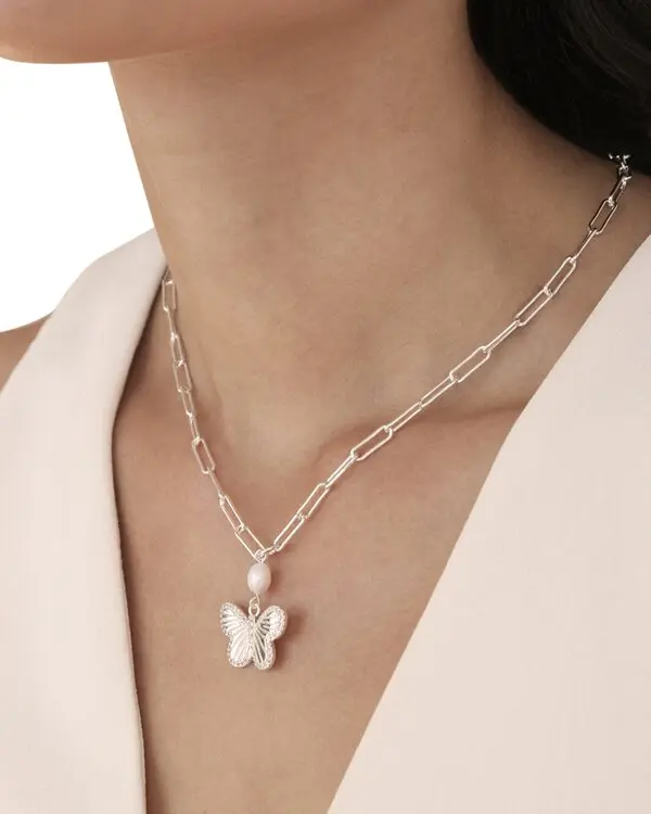 Ettika Interlocking 18k Plated Chain Necklace - Silver