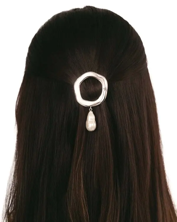 Ettika Cultured Freshwater Pearl Circle Barrette - Silver