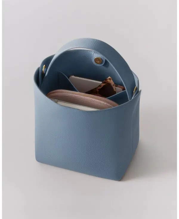 Cuyana Linea Bucket Bag - Azure