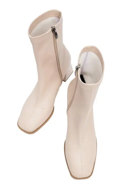 PROLOGUE SHOES Plesa Chunky Heel Boots - Beige Faux Leather