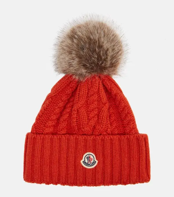 Moncler Cable-knit Cashmere And Wool-blend Beanie - Red
