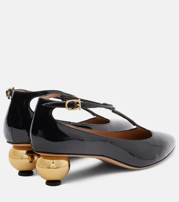 FERRAGAMO Tania 40 Patent Leather Pumps