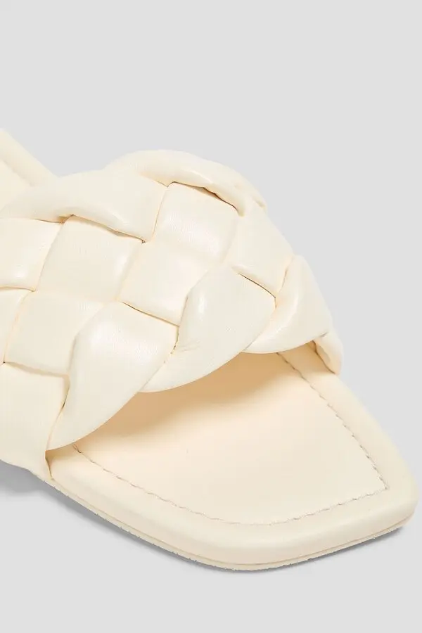 STUART WEITZMAN Braida Leather Slides