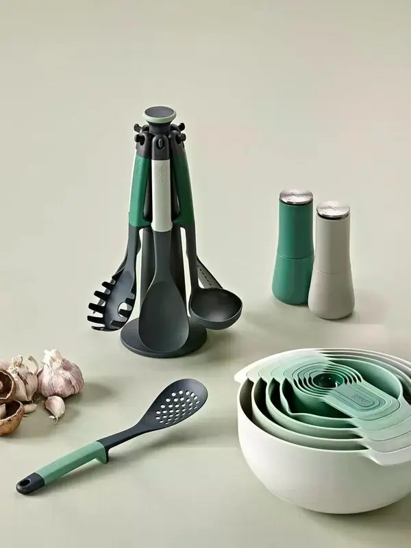JOSEPH JOSEPH Elevate™ Utensil Storage