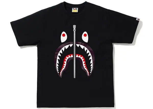 A BATHING APE Camo Shark Tee Shirt - Black/burgundy