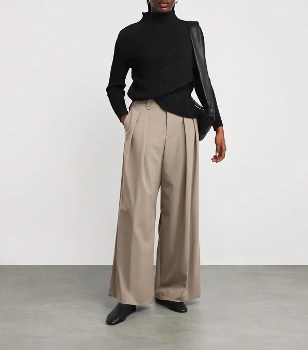 Issey Miyake Round Pleated Trousers