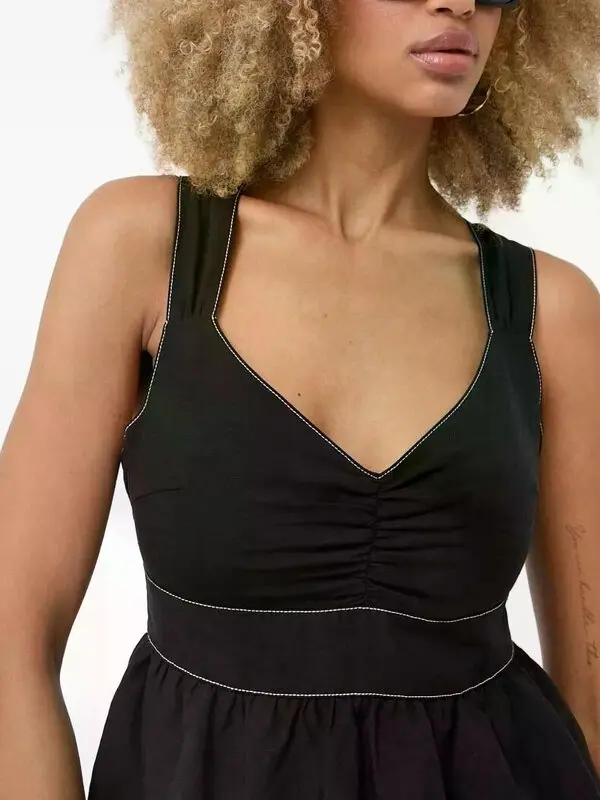 NOTES DU NORD Cross-back Sleeveless Blouse