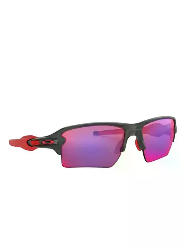 Oakley Prizm-lenses Sunglasses - Red