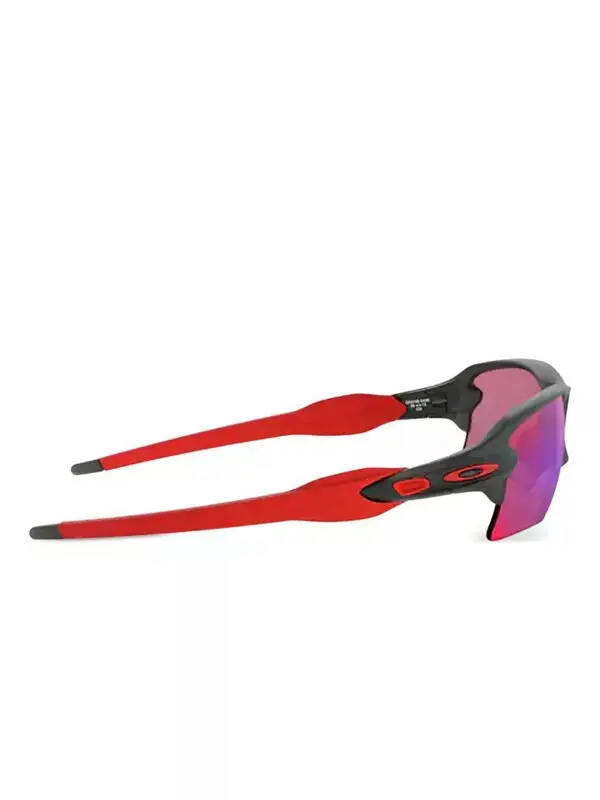 Oakley Prizm-lenses Sunglasses - Red