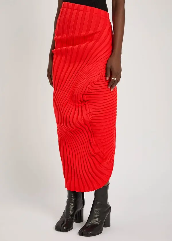 Issey Miyake Asymmetric Ribbed-knit Midi Skirt