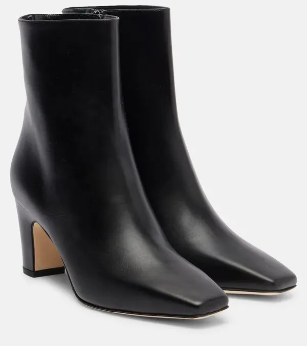 Manolo Blahnik Ofaralo Leather Ankle Boots - Black