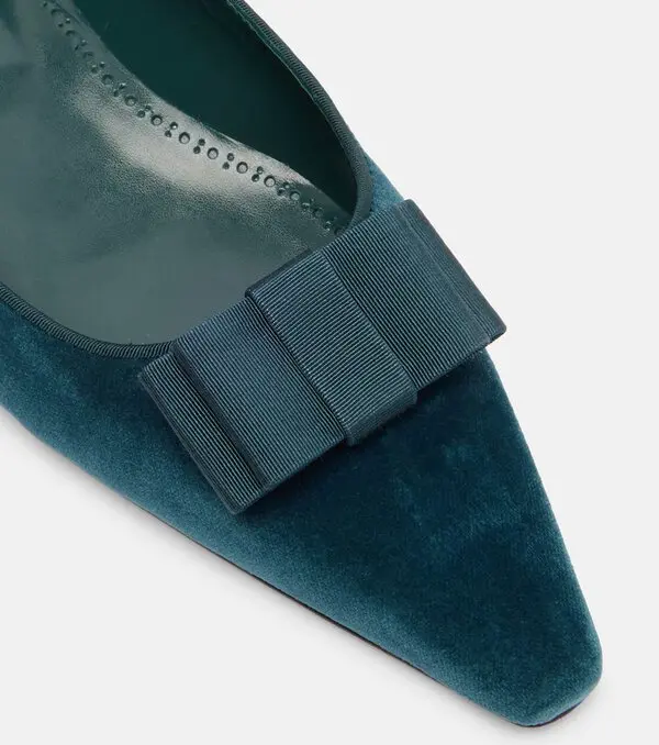 Manolo Blahnik Reador Velvet Ballet Flats - Blue