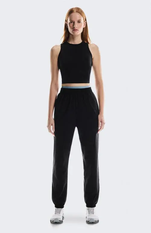 On Studio Crop Tank - Black