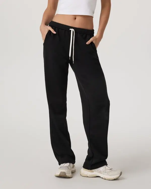 Vuori Sedona Straight Leg Sweatpant Shorts