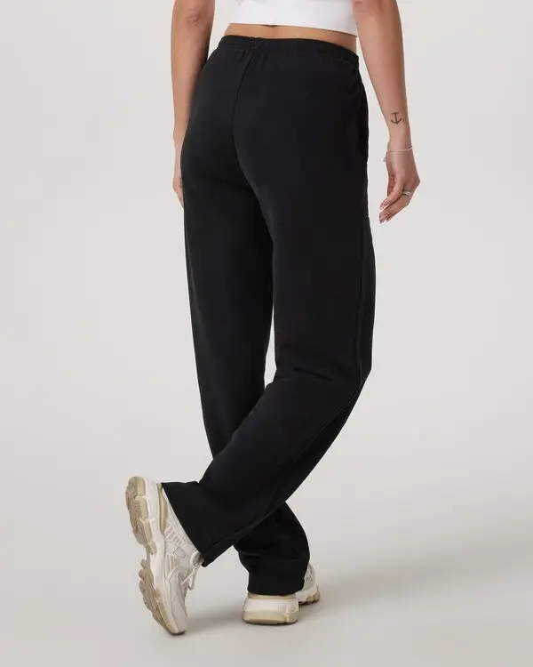 Vuori Sedona Straight Leg Sweatpant Shorts