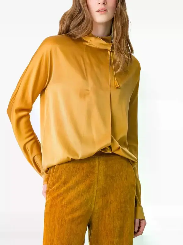 FORTE_FORTE Tassel-neck Blouse
