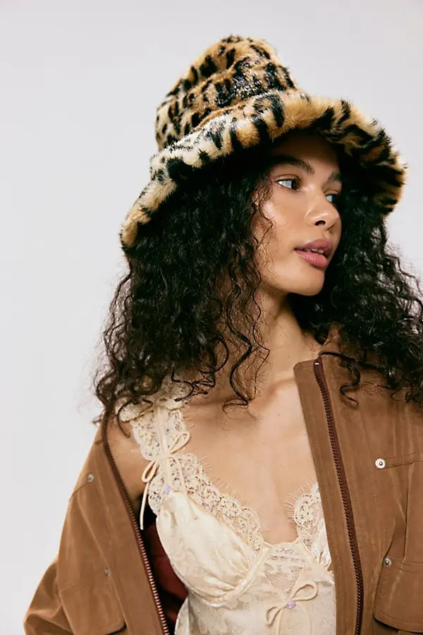 Anna Sui Leopard Bucket Hat - Caramel