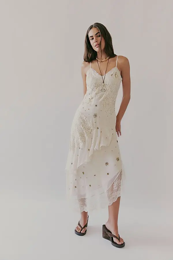 NIGEL PRESTON Lace-adorned Midi Slip Dress - Cream