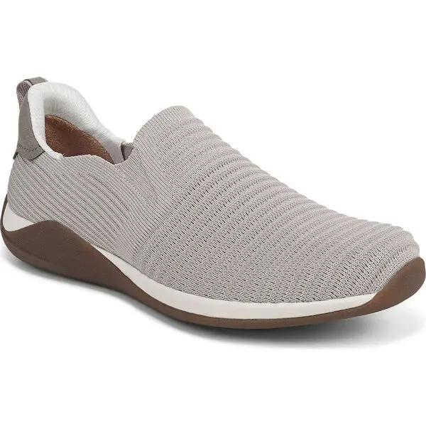 RYKA Era Slip-on Sneaker - Chateau Taupe