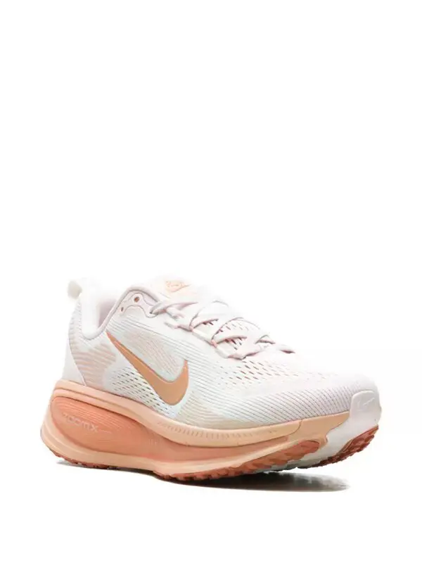 Nike Vomero 18 Sneakers - White
