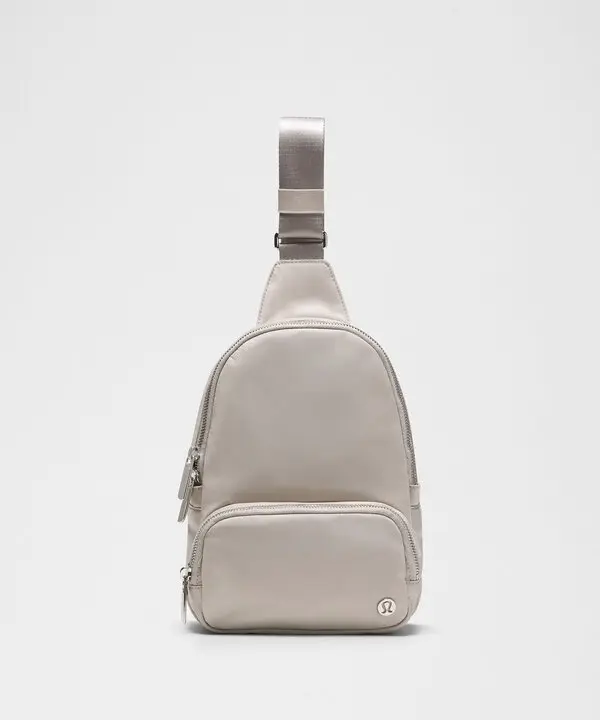 Lululemon Everywhere Sling Bag 4.2l - Downtown Tan/silver