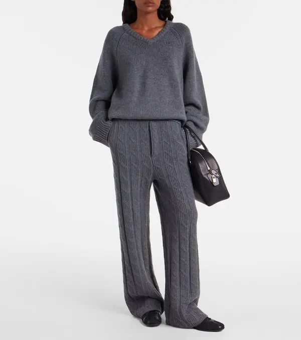 LISA YANG Oia Oversized Cashmere Sweater