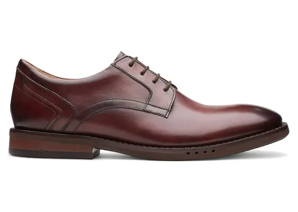 Clarks Leather Lace-up Oxfords