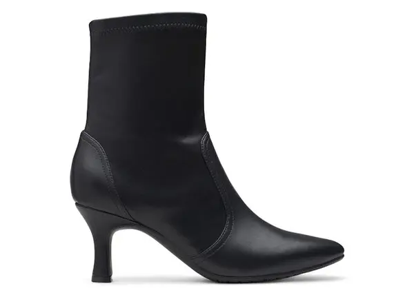 Clarks Kataleyna Bay Leather Ankle Boots