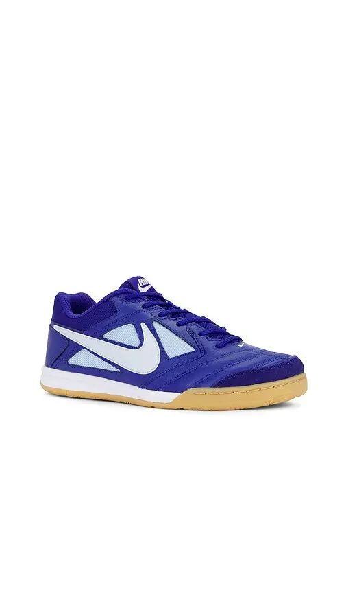 Nike Gato
