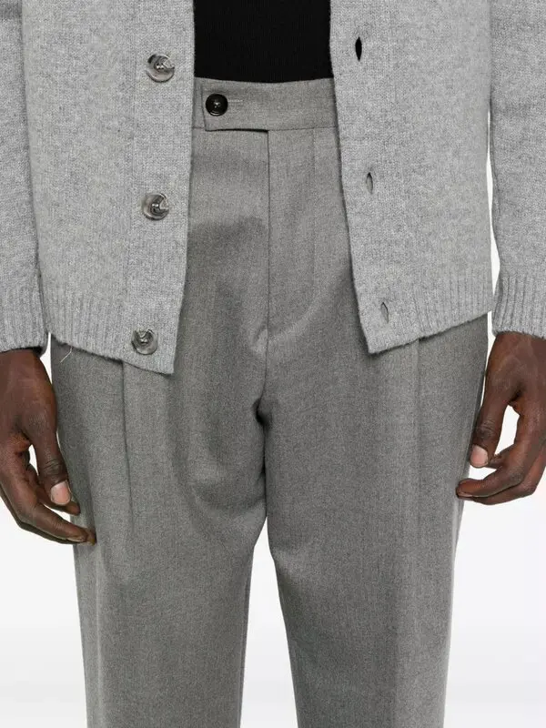 BE ABLE Pleated Side-pocket Trousers
