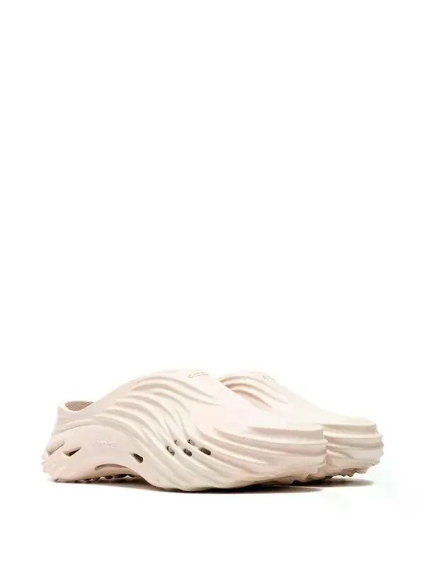 CROCS Echo Wave Mules - Neutrals