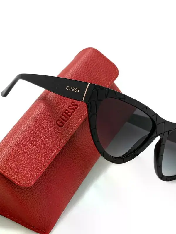 Guess Cracked-pattern Cat-eye Sunglasses
