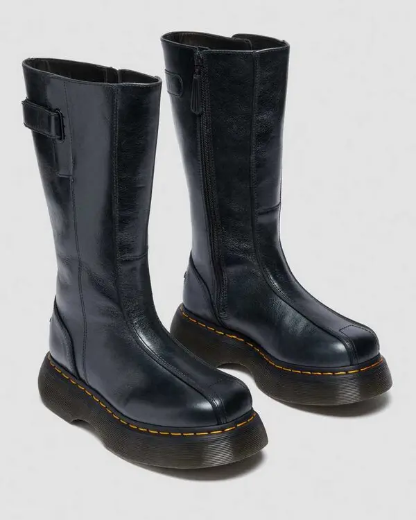 Dr. Martens Buzz Hi Boots - Black