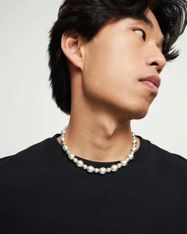 UNODE50 Polished Bead Necklace