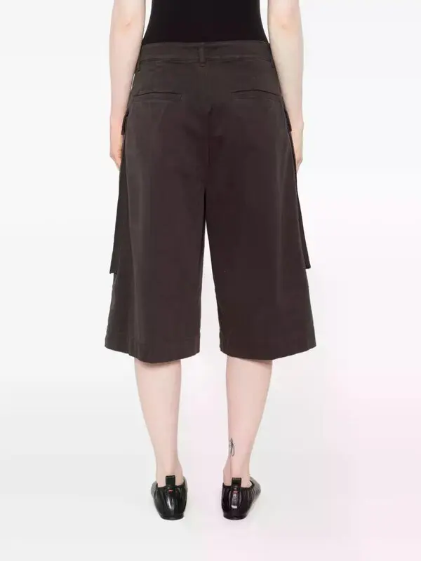 TRUE AVENUE Cargo-pocket Shorts