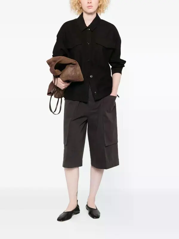 TRUE AVENUE Cargo-pocket Shorts