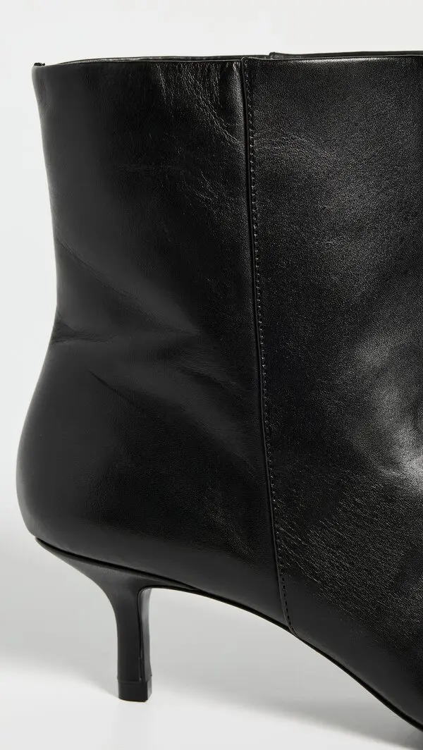 BLACK SUEDE STUDIO - Harlow Leather Boots