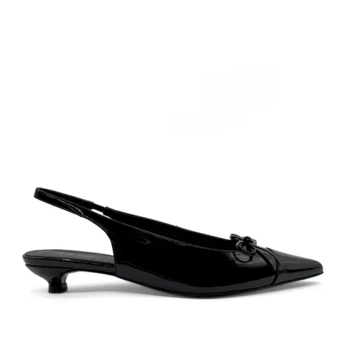 AMIE RAFA Montecito Kitten Heels With Bow Detailing And Cap Toe - Black