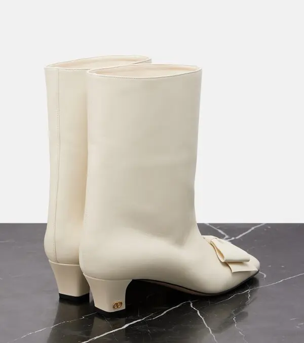 Valentino Garavani Bowow 45 Leather Boots - White