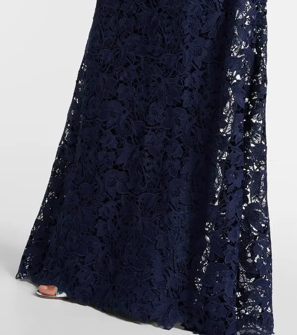 Monique Lhuillier Lace Gown