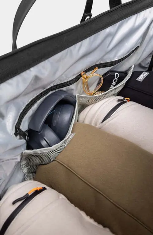 PORTLAND GEAR Cascade Duffle Bag - Blush