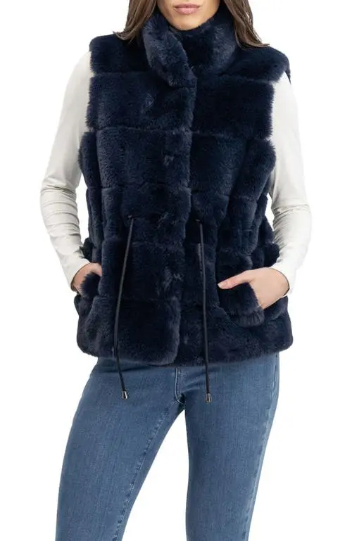 LYLA GRANT Fur-free Rex Rabbit Vest