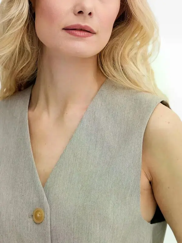 BY MALENE BIRGER Occa Buttoned Sleeveless Vest